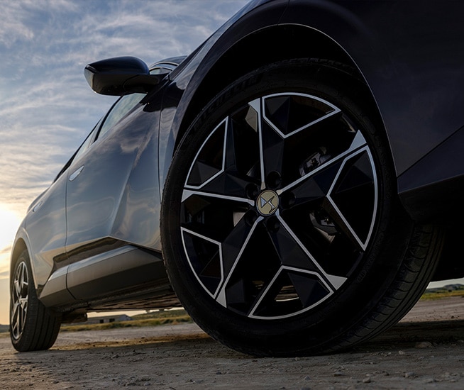 N°4 JULES VERNE | Limitierte Edition | DS Automobiles
