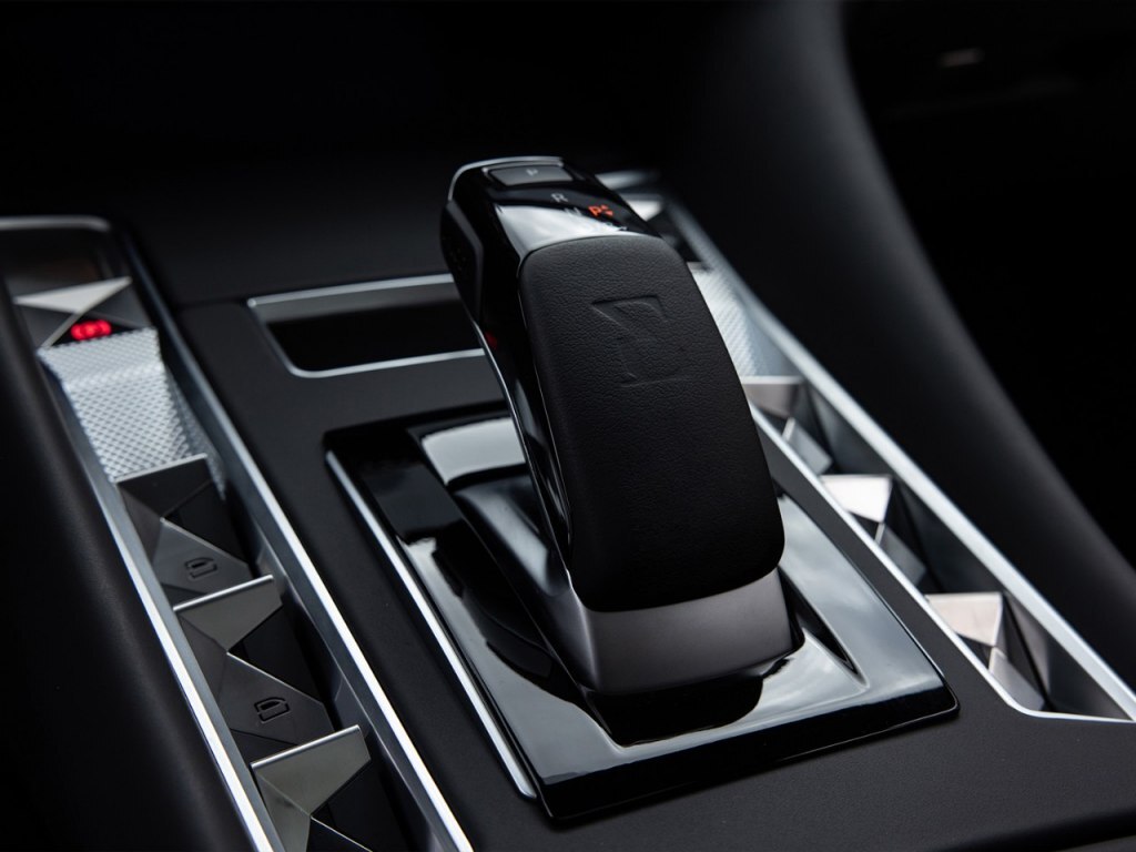 DS 9 E-TENSE 4x4 360: die spektakuläre Premium-Limousine